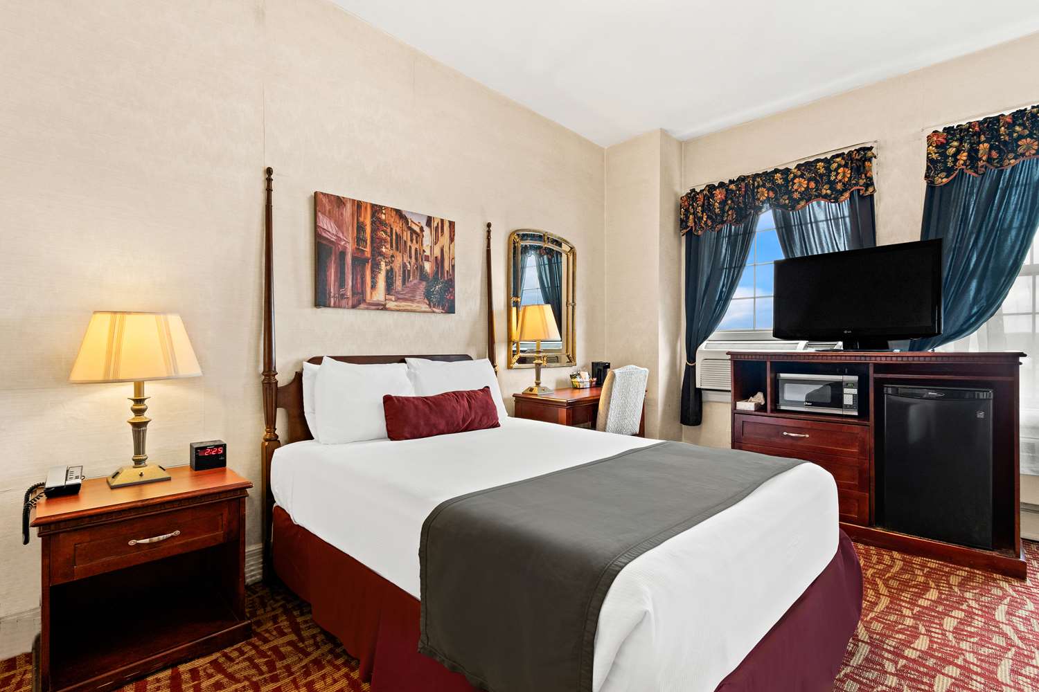 Sure Stay Signature Collection Genetti Hotel | Rooms & Rates