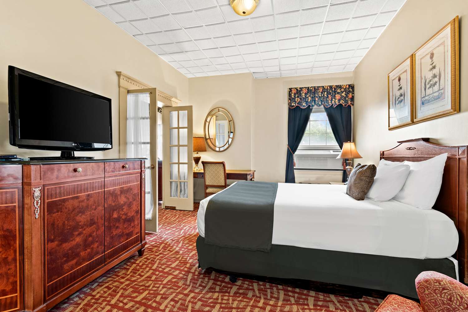 Sure Stay Signature Collection Genetti Hotel | Rooms & Rates