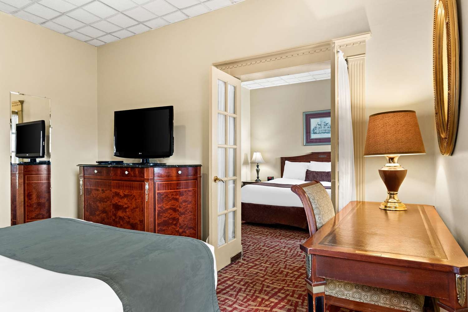 Sure Stay Signature Collection Genetti Hotel | Rooms & Rates