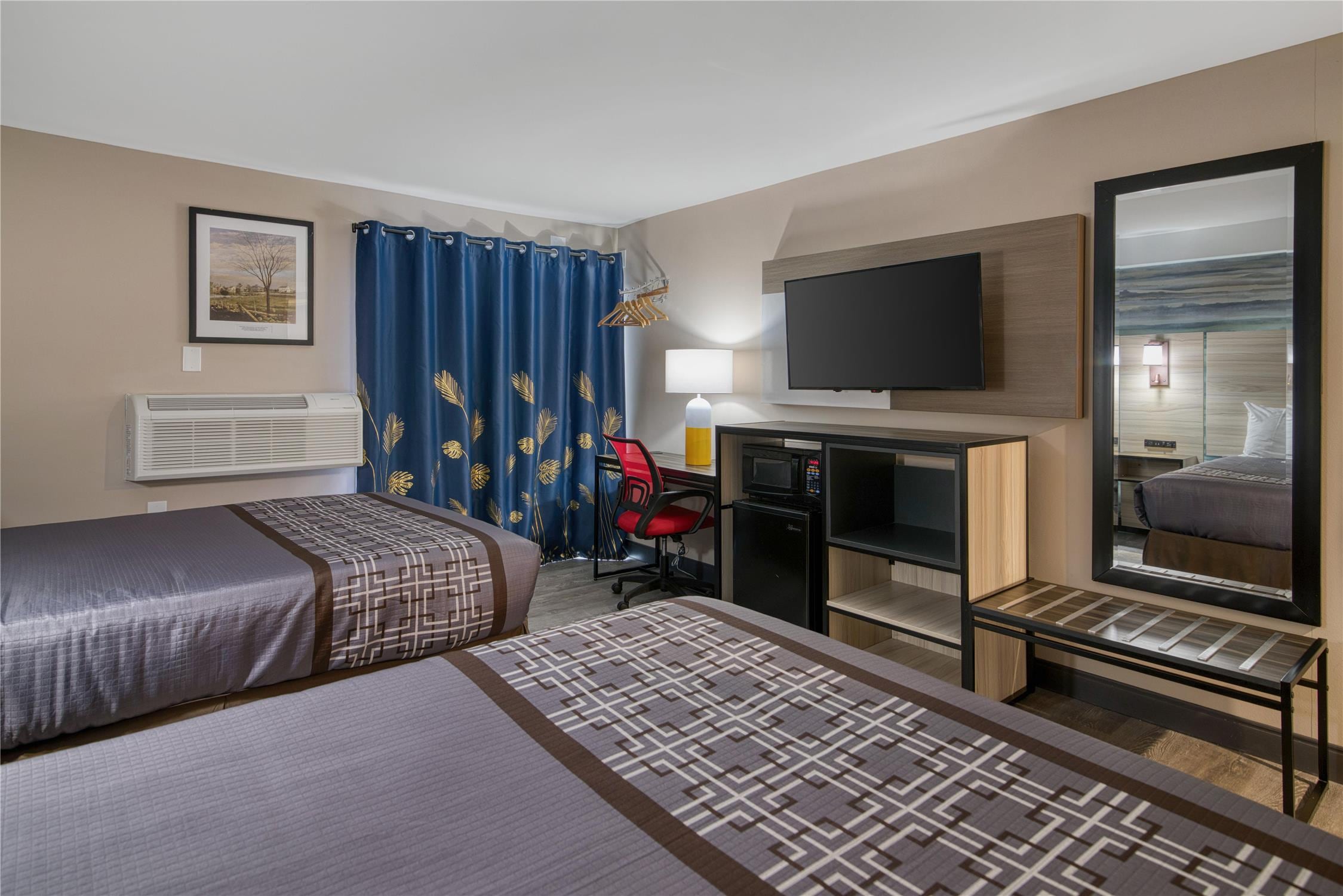 Yankee Clipper Inn SureStay Collection by Best Western Rooms