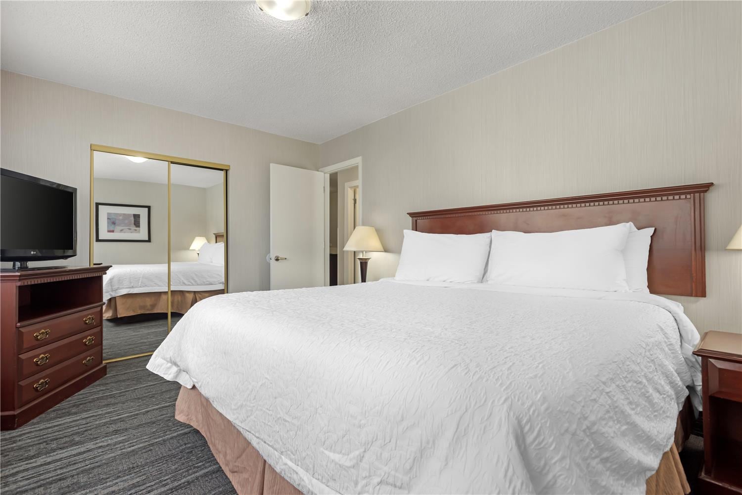 Best Western Plus Suites Downtown | Rooms & Rates