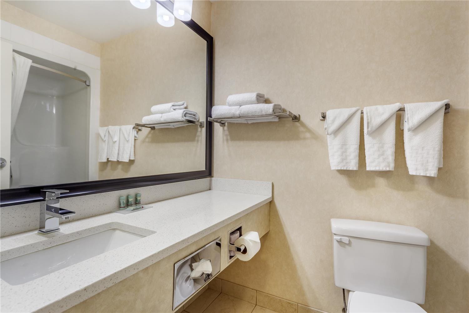 Best Western Cold Lake Inn | Rooms & Rates