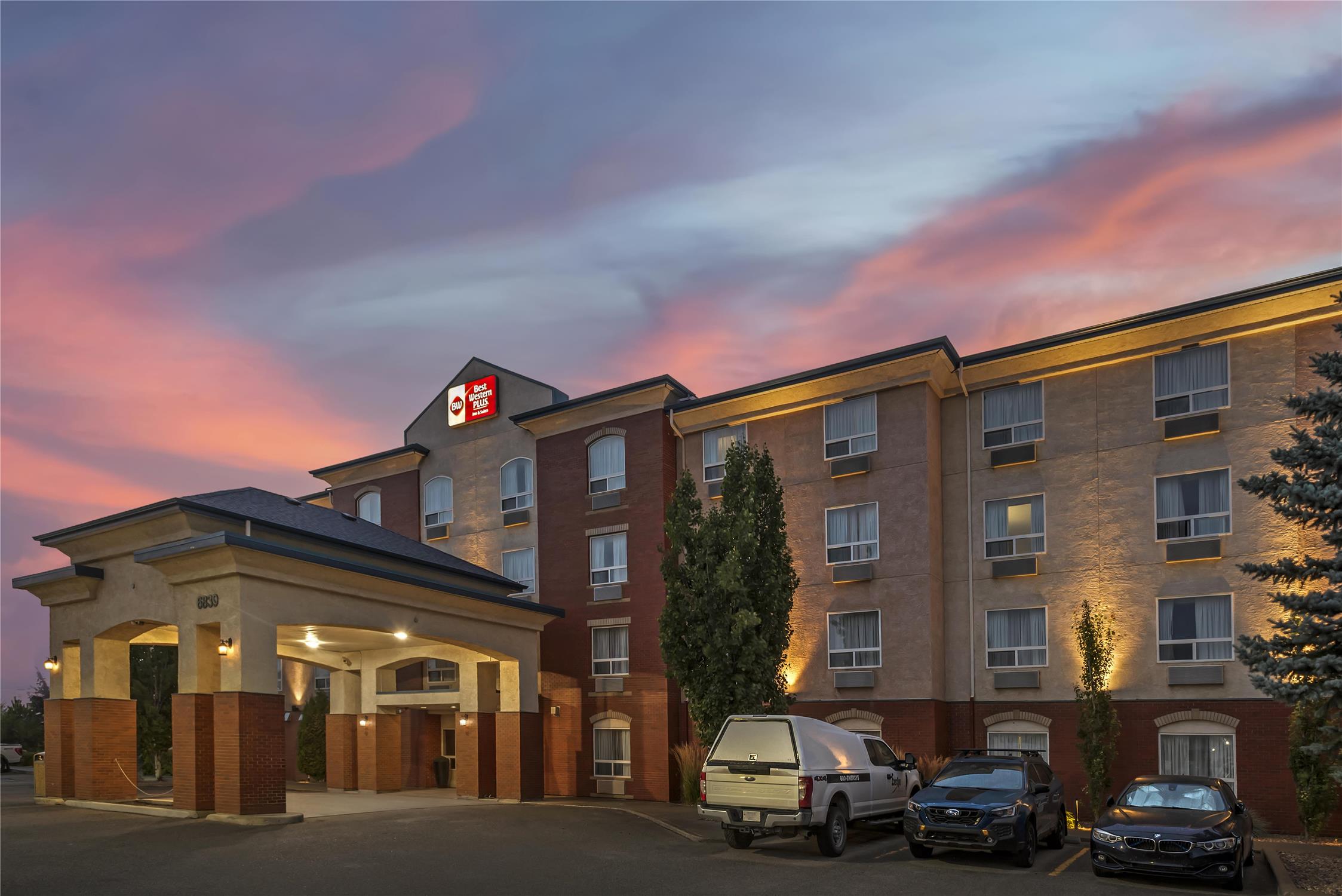 Best Western Plus Red Deer Inn & Suites | Rooms & Rates