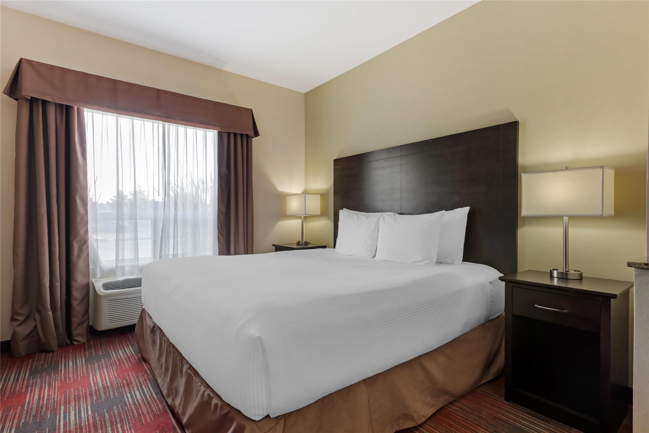 Best Western Plus Red Deer Inn & Suites | Rooms & Rates
