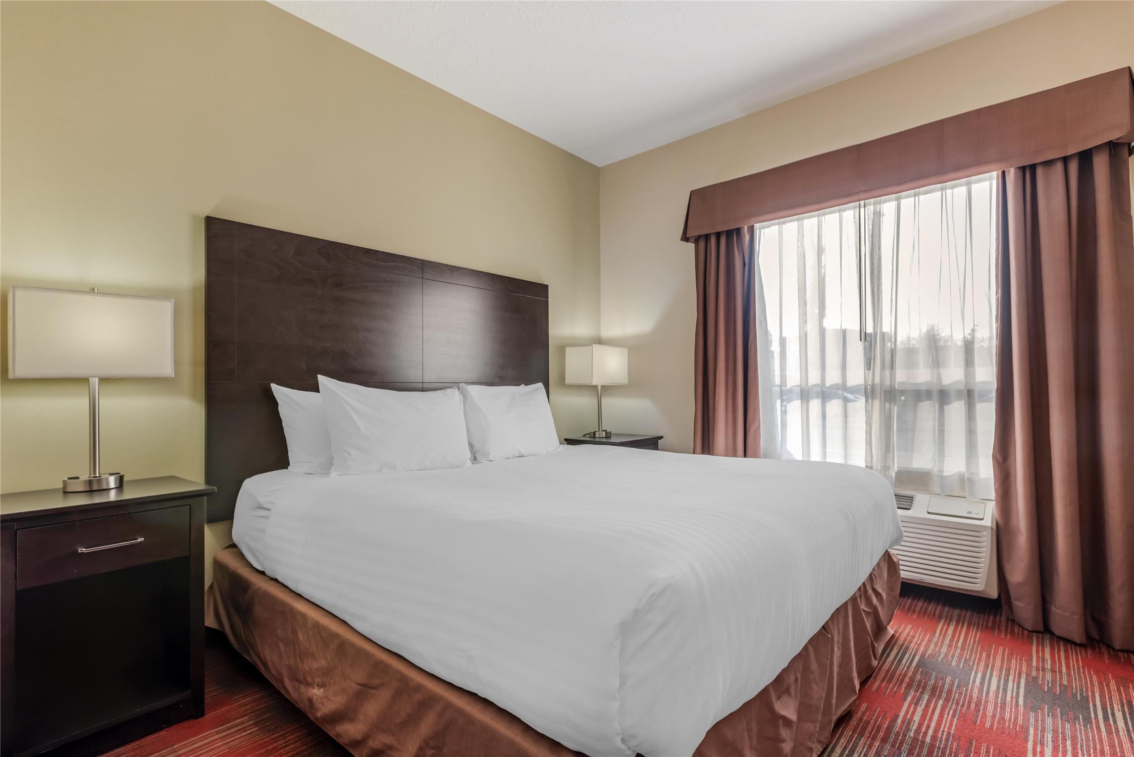 Best Western Plus Red Deer Inn & Suites | Rooms & Rates