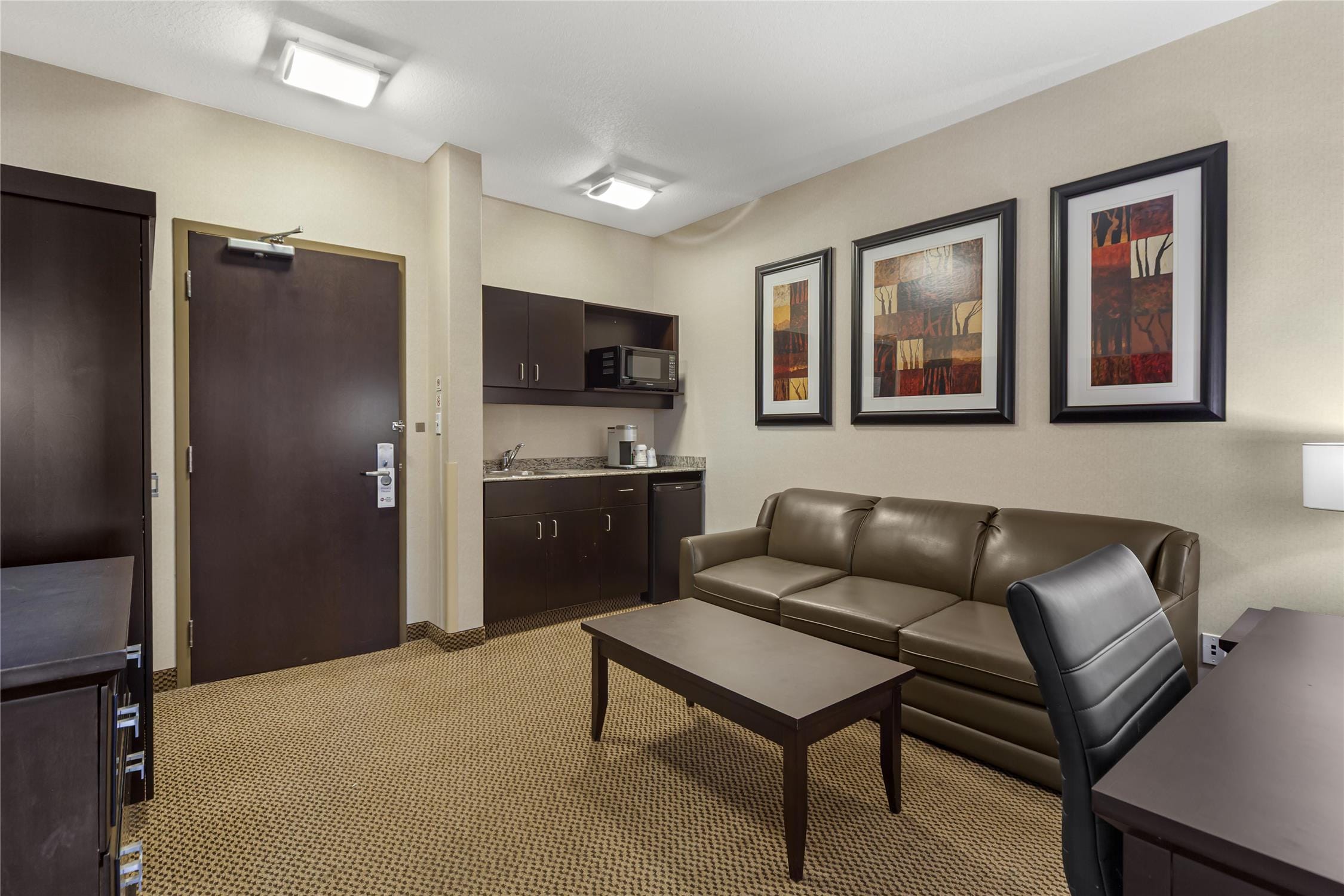 Best Western Plus St. Albert | Rooms & Rates