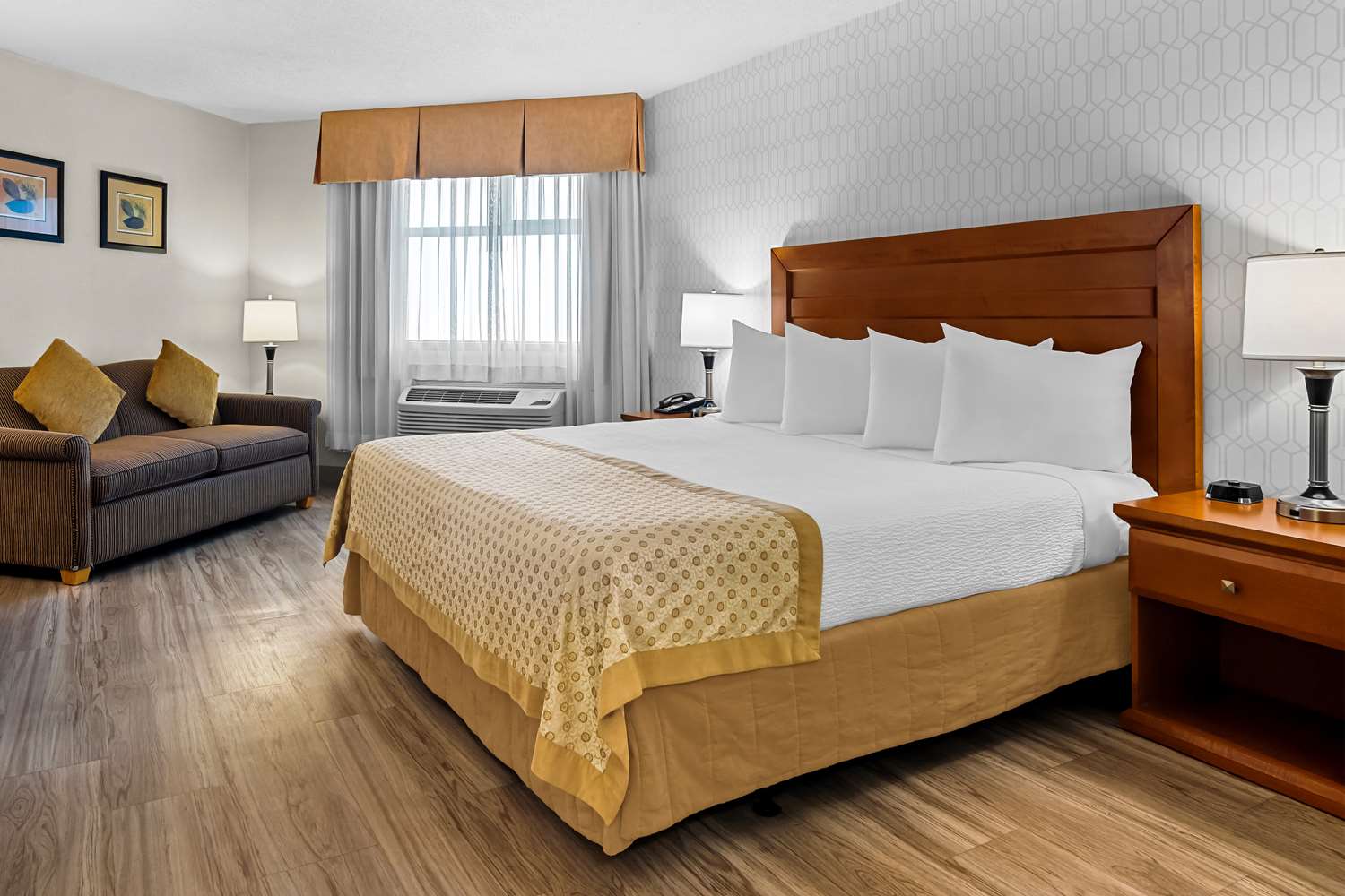 Best Western Plus Langley Inn | Rooms & Rates
