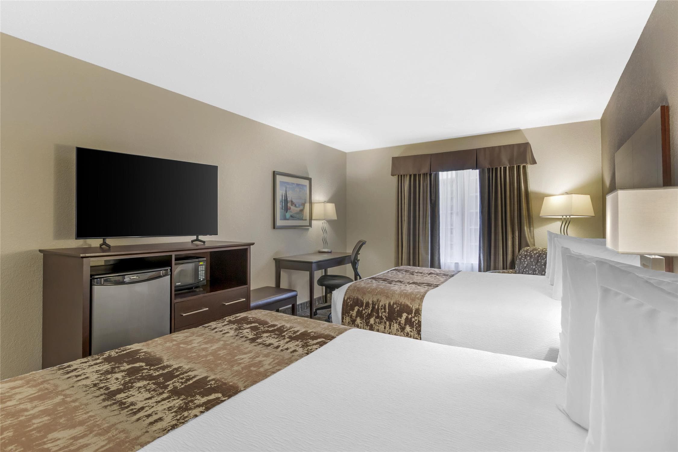 Best Western Plus Pembina Inn & Suites | Rooms & Rates