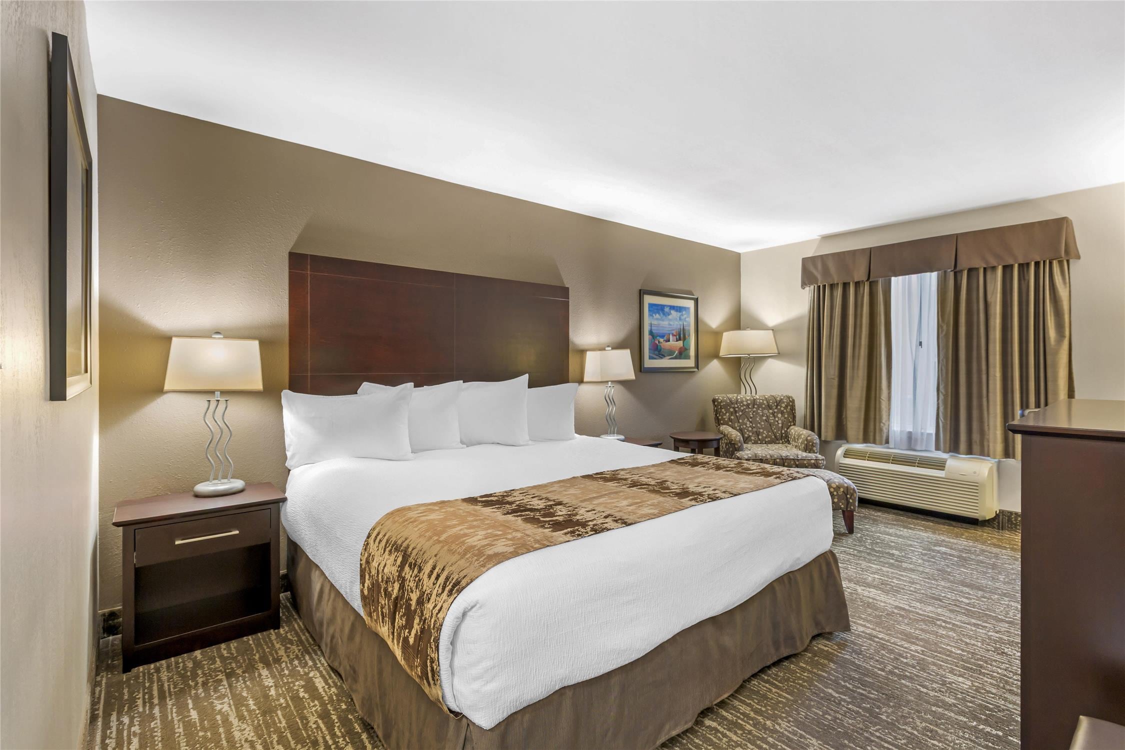Best Western Plus Pembina Inn & Suites | Rooms & Rates