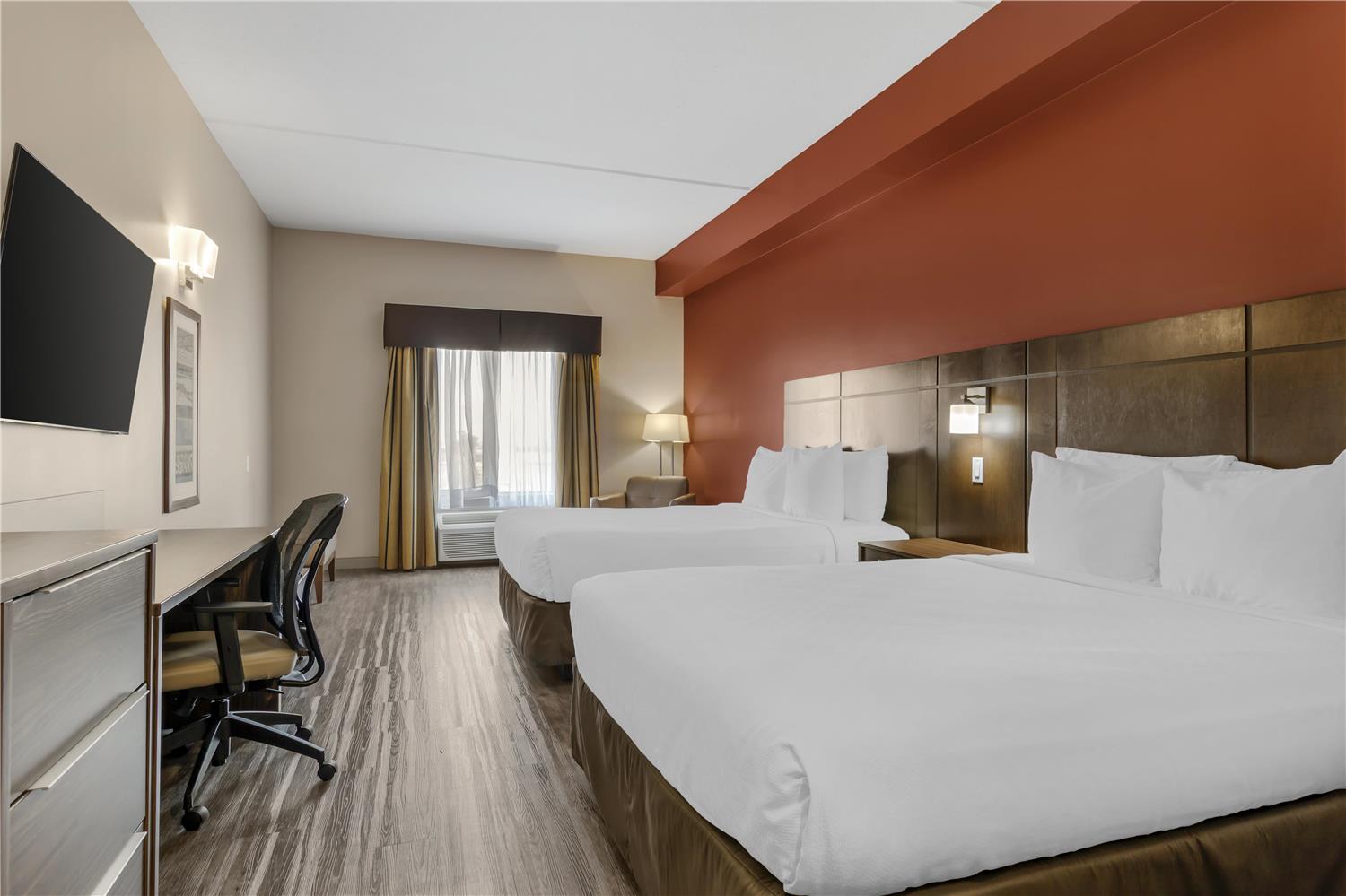 Best Western Plus Winnipeg West | Rooms & Rates