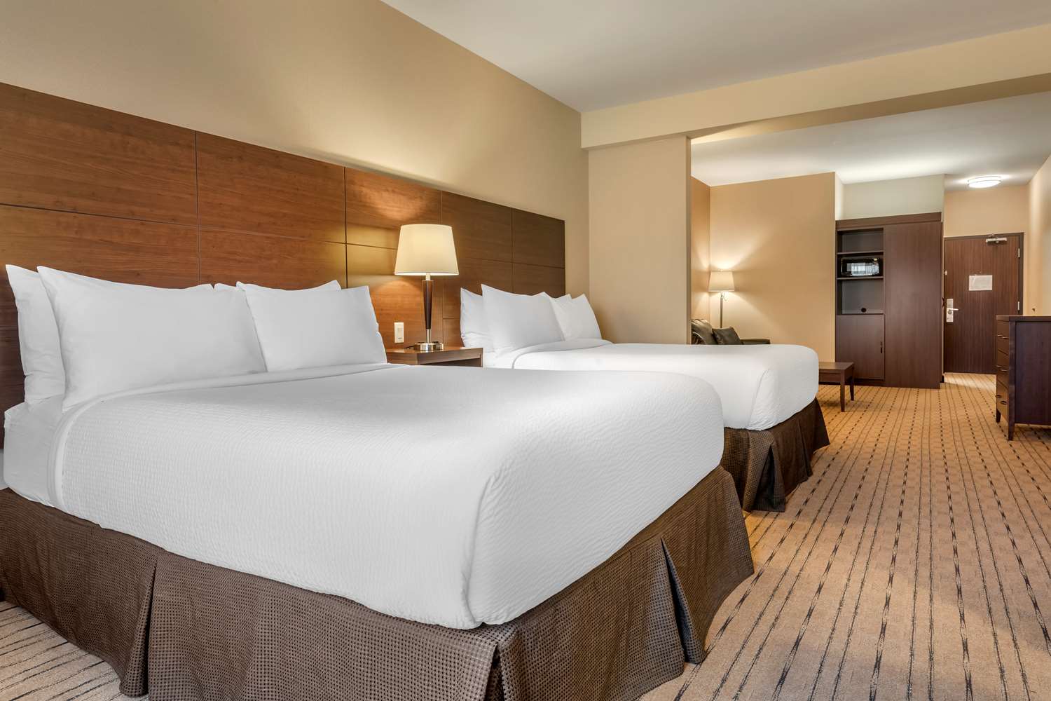 Best Western Plus Bathurst Hotel & Suites | Rooms & Rates