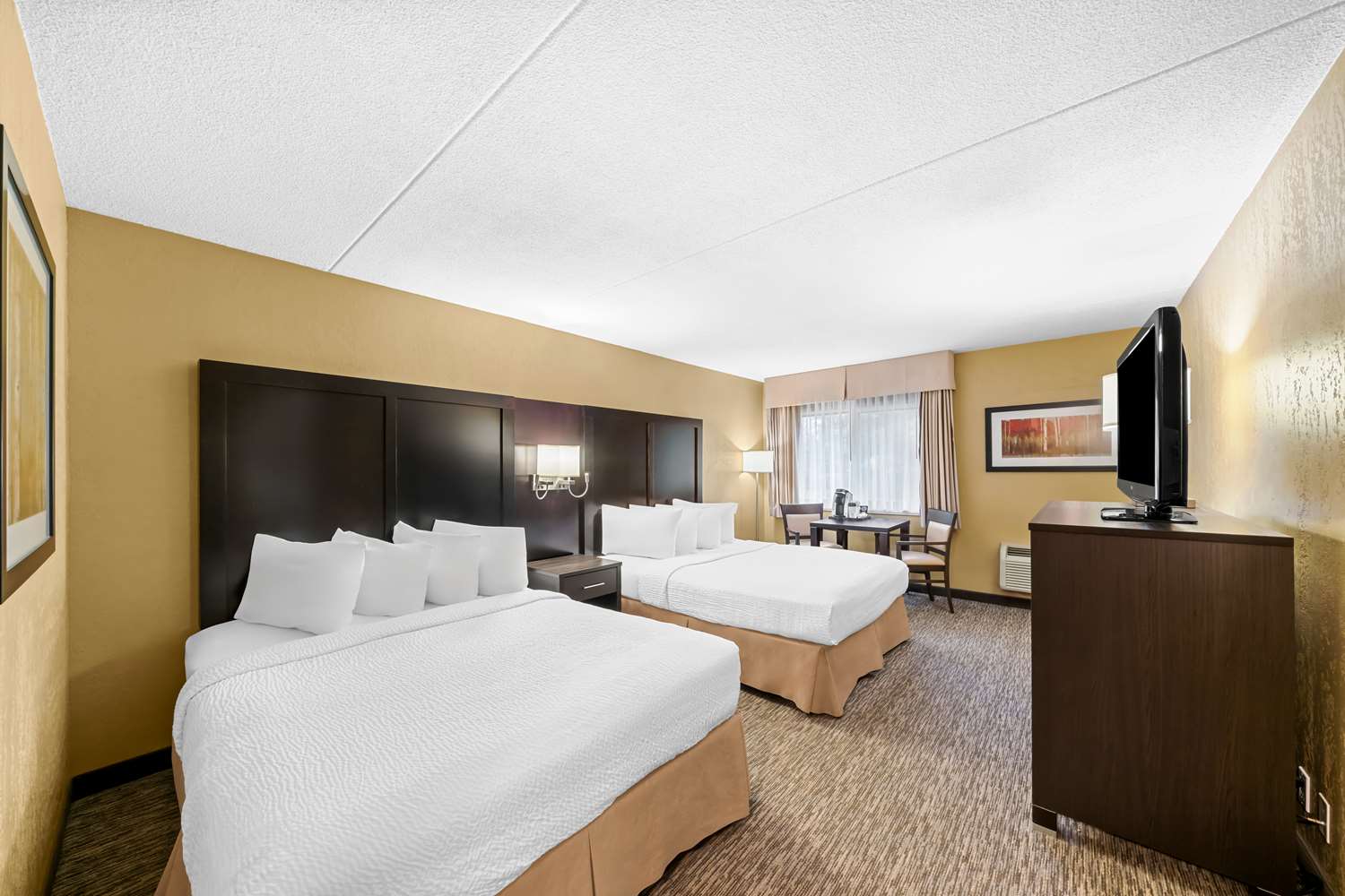 Best Western Plus Mariposa Inn & Conf Centre | Rooms & Rates