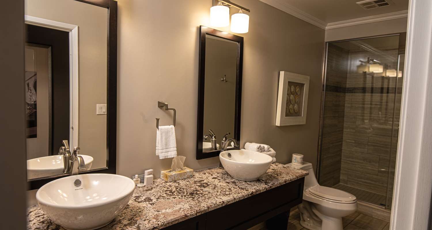 Elm Hurst Inn & Spa - WorldHotels Crafted | Rooms & Rates