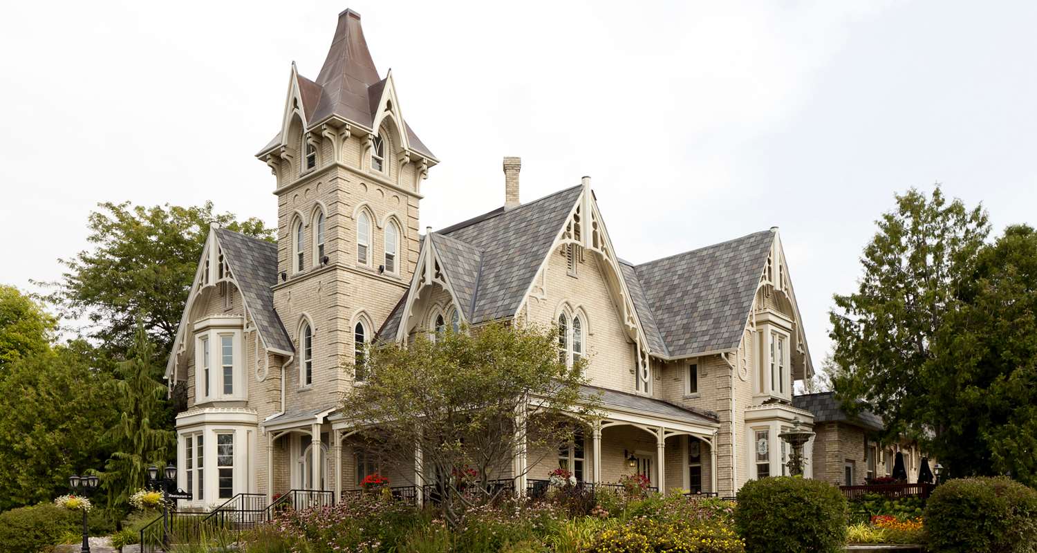 Hotel in Ingersoll | Elm Hurst Inn & Spa