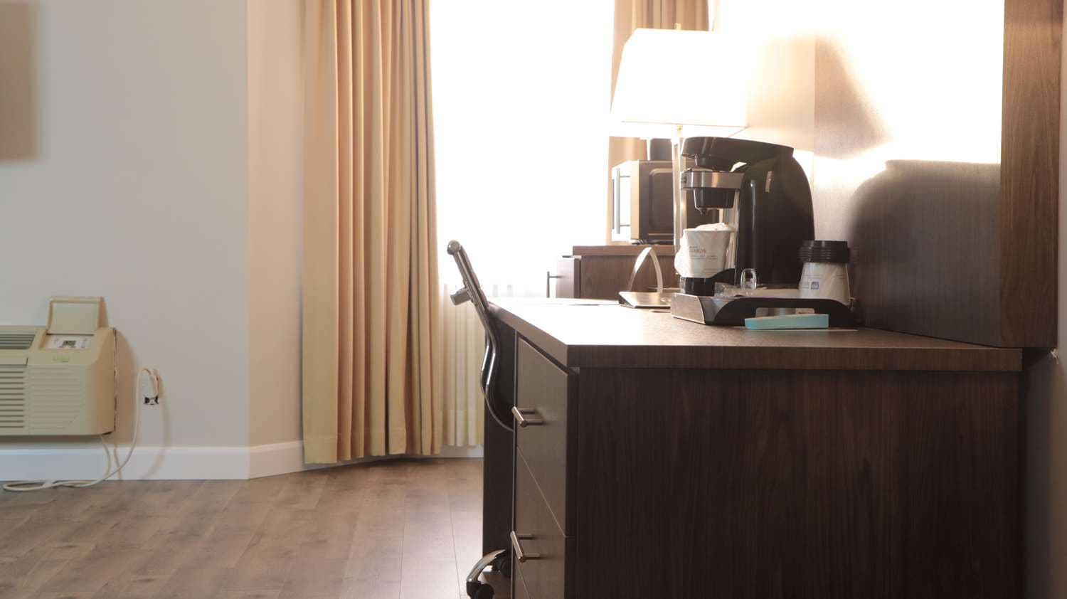 Best Western Plus Laval-Montreal | Rooms & Rates