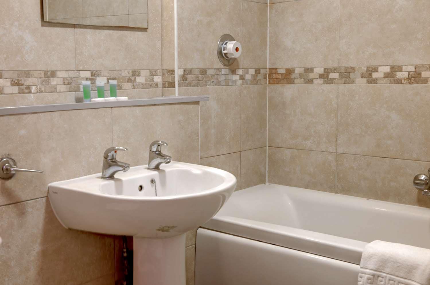 Sure Hotel by Best Western Reading. | Rooms & Rates