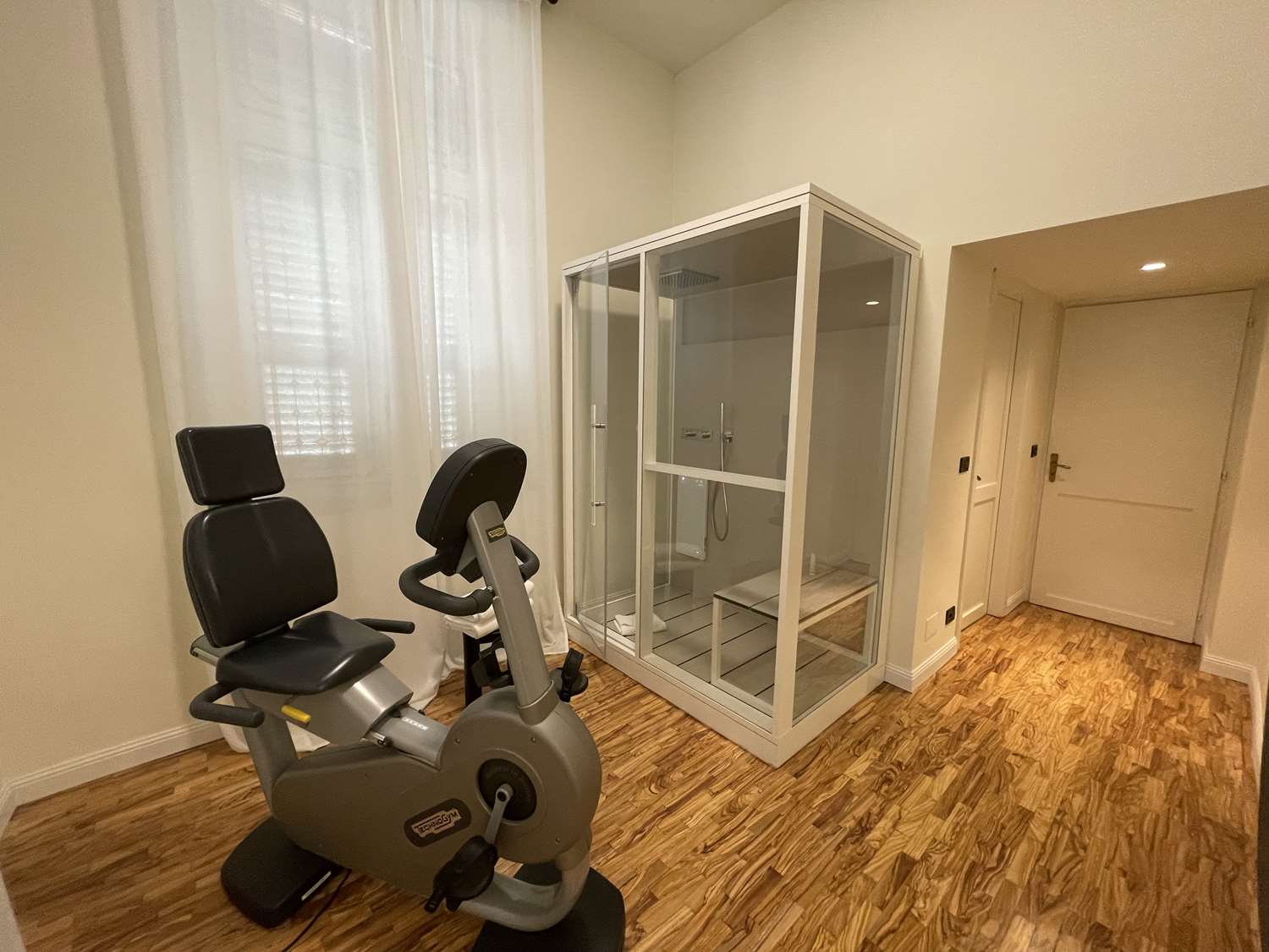 Hotel Genova, BW Plus | Rooms & Rates
