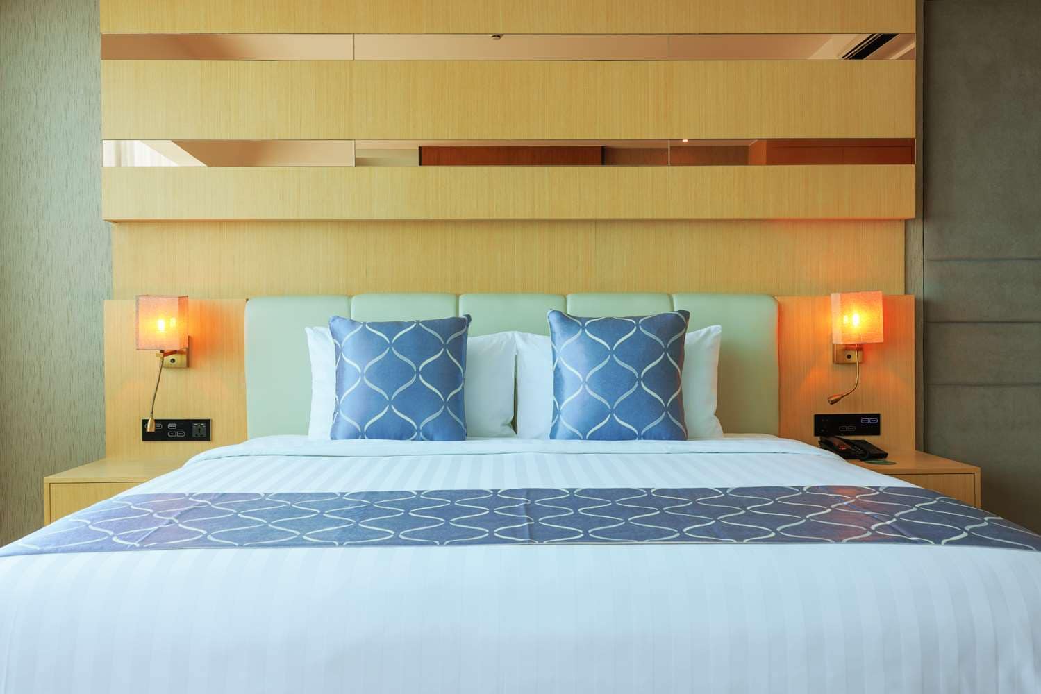 Best Western Plus Metro Clark | Rooms & Rates