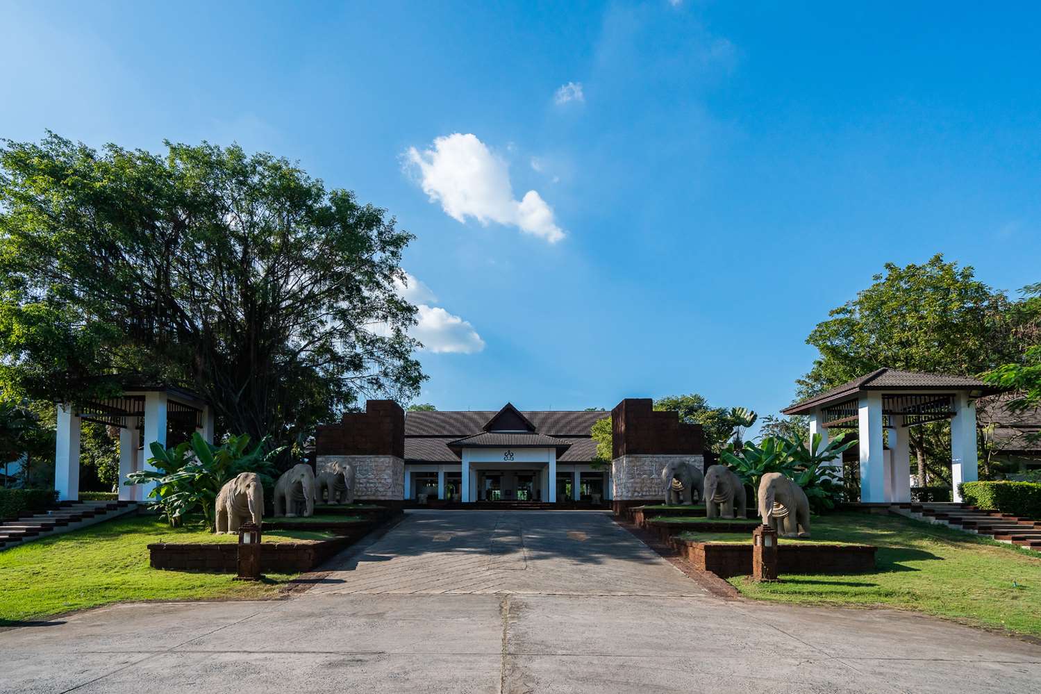 Tawa Ravadee Resort | Luxury Hotel Rooms